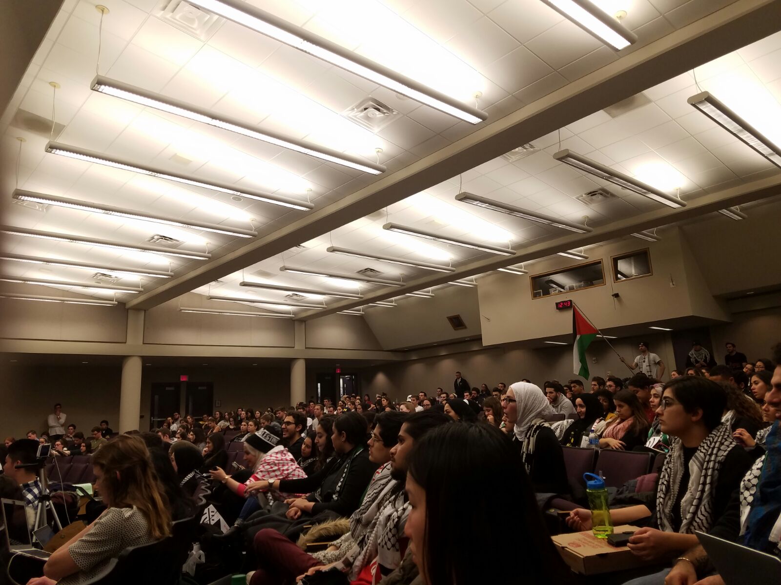 University of Michigan CSG passes divestment resolution