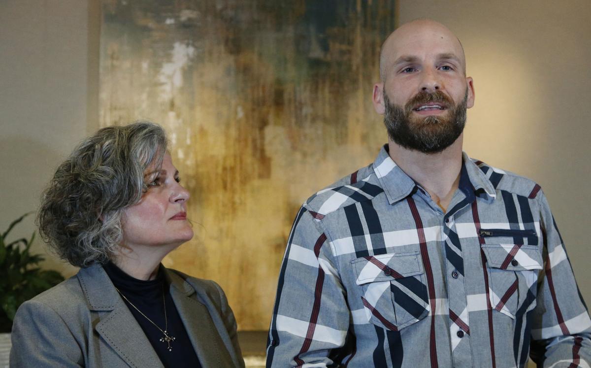 U.S. soldier convicted of killing Iraqi soldier, pardoned by Trump