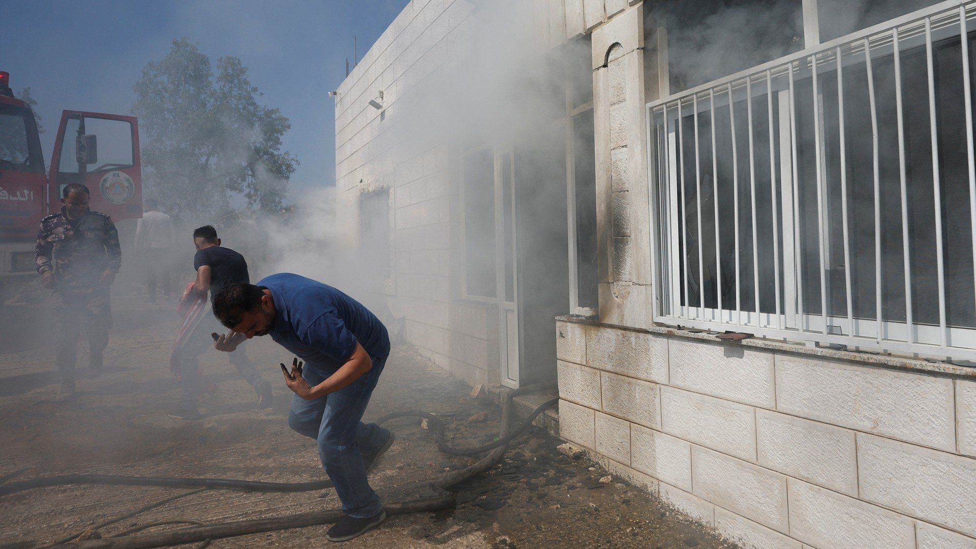 Hundreds of armed Israeli settlers storm Palestinian town setting fires ...